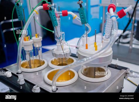 Compact Automated Parallel Synthesis Platform At Medical Exhibition