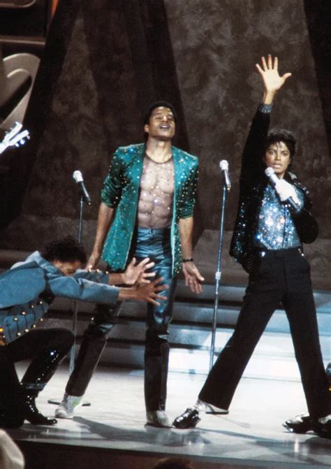 Michael Jacksons Fashion Legacy The King Of Pop And His Iconic