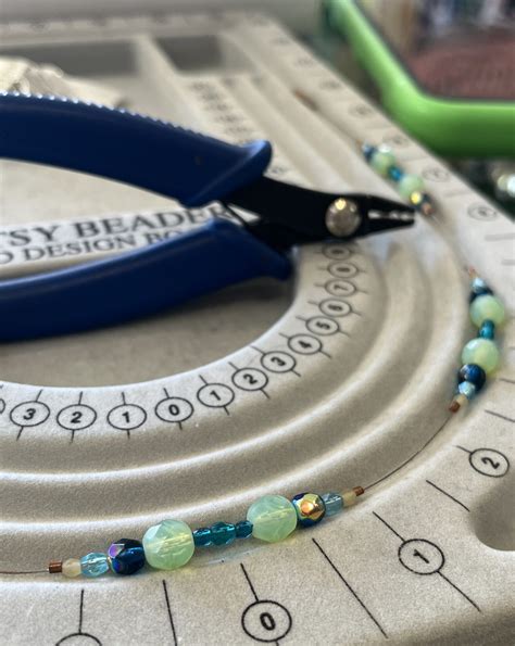 Basic Bead Stringing Class Beadholiday