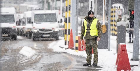 За кордон за новими правилами чи потрібні чоловікам документи з ТЦК
