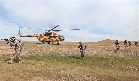 تصاویری دیدنی از رزمایش نیروی زمینی سپاه