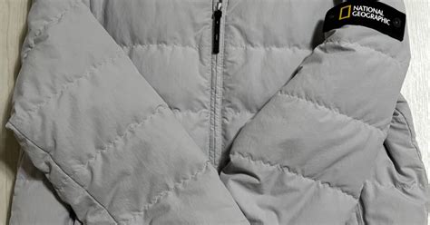 네셔널경량패딩 밝은 그레이 색 사이즈 L인데 M으로 교환 해주실 분 없나요 석봉동 남성패션잡화 당근 중고거래