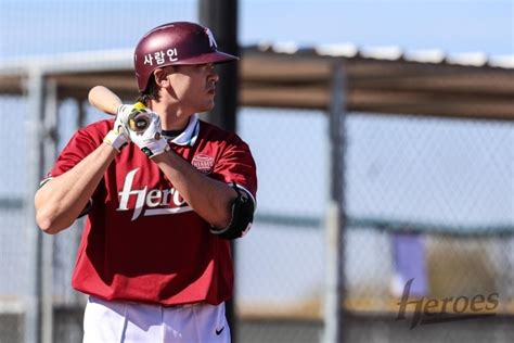 믿었던 타구에 발등 찍힌 이 선수…불운과 부진의 2년 Fa 밥값 좀 해야 하는데 푸이그·카디네스 등장