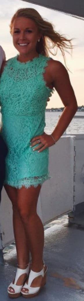 Karoline Leavitts Feet