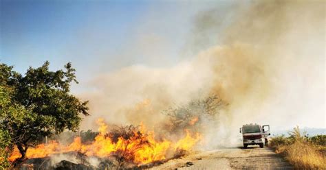 Три минути Пожарите и жегите остават ДПС Пеевски пак намаля