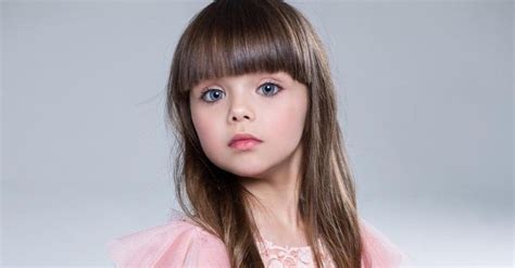 “the Worlds Prettiest Girl Then And Now” How The Model Considered The Most Beautiful Girl On