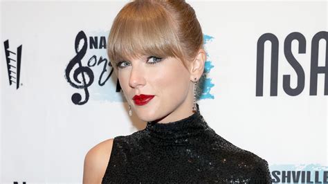 Taylor Swifts Midnights Release Spurs Wave Of Spotify Outages Thewrap
