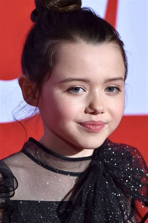 8 Things You Didnt Know About Violet Mcgraw Super Stars Bio