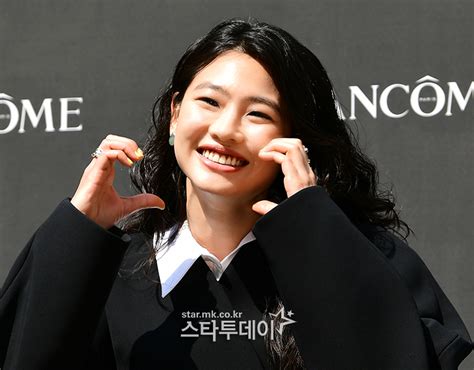 포토 정호연 양볼 가득 하트 스타투데이