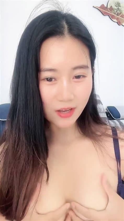 少女少妇共同体又纯又欲小少妇 道具自慰挤乳汁 1