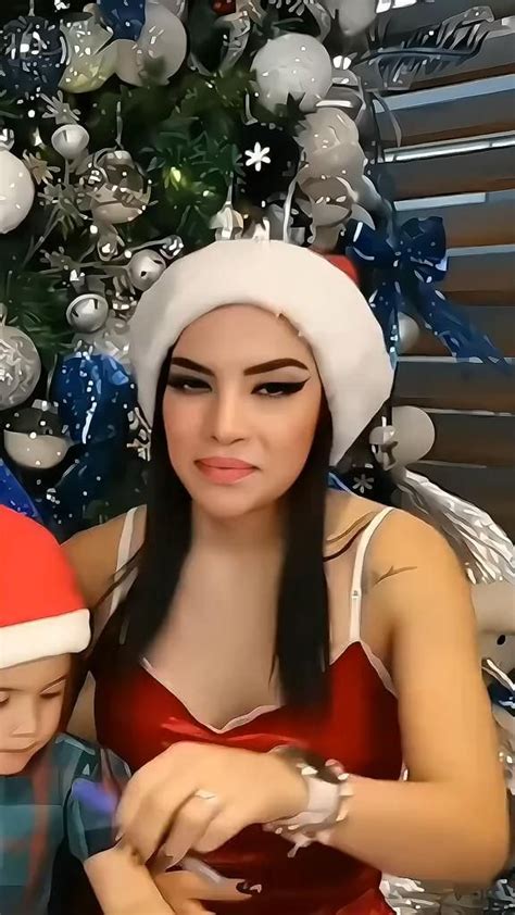 Rare de Kim Loaiza Kimberly loaiza Vídeos de mujeres hermosas Kim loaiza