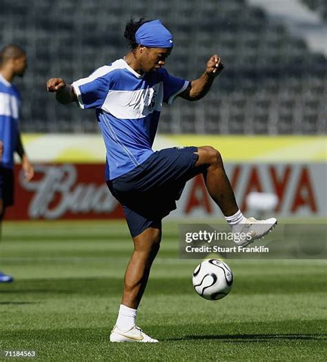 Ronaldinho Playing Photos And Premium High Res Pictures Getty Images