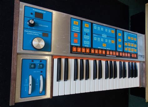 Matrixsynth Moog Source Synthesizer