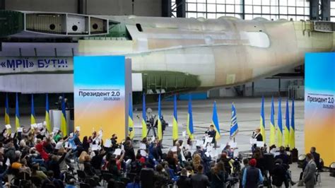 Пресконференція Зеленського Критикував Порошенка і Кличка згадав