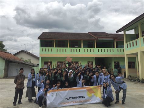 Siswa Siswi Kelas 9 Mts Nurul Huda Mengikuti Ujian Akhir Pelatihan Microsoft Office Ciporos