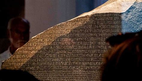 Egyptian Archaeologists Demand Britain To Return The Rosetta Stone