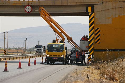توسعه ایمنی راه‌ها یکی از عوامل مهم در کاهش حوادث جاده‌ای است پایگاه خبری وزارت راه و شهرسازی