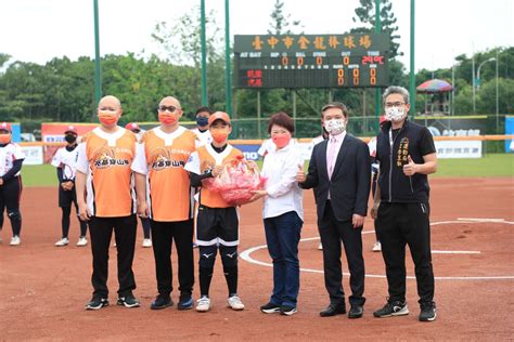企業女壘聯賽台中開打 球隊實力精彩可期 地方 Nownews今日新聞