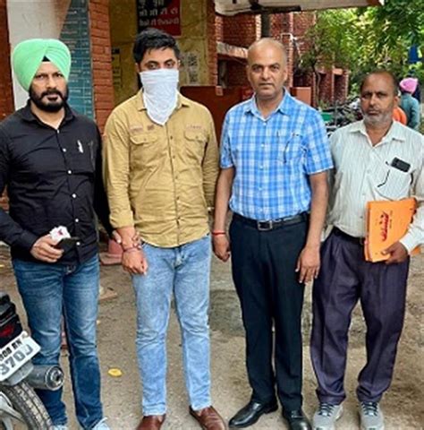 Vigilance Bureau Arrests Head Constable For Taking Rs 20000 Bribe