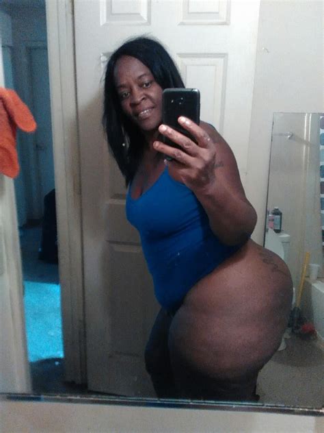 My Big Booty Cougar Shesfreaky