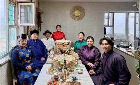 Амжилт Mn УИХ ын гишүүн М Нарантуяа Заа заа сар шинийн бас нэгэн том ажил боллоо Сайхан