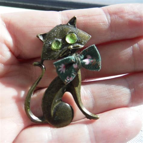 Brož Kočička S Kamínky Potvor Pomáhat Tvořit Brož Kočička S Kamínky Potvor Pomáhat Tvořit