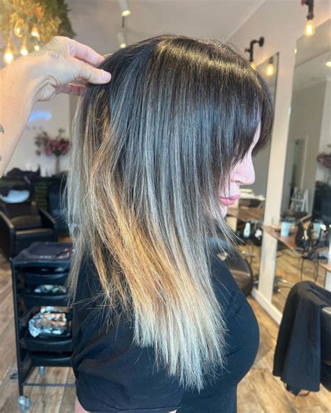 Dark Hair Balayage Glosty