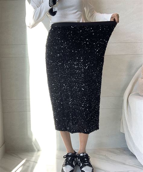 핫아이템포인트템 반짝이 스팽글 H라인 벨로아 롱스커트 에이블리