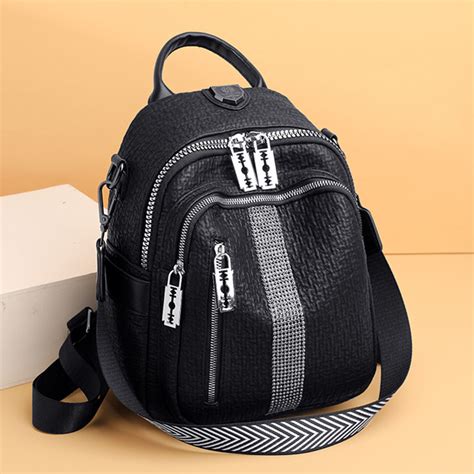 2020冬季新款软皮双肩包女镶钻女士小背包多功能两用大容量旅行包 虎窝淘