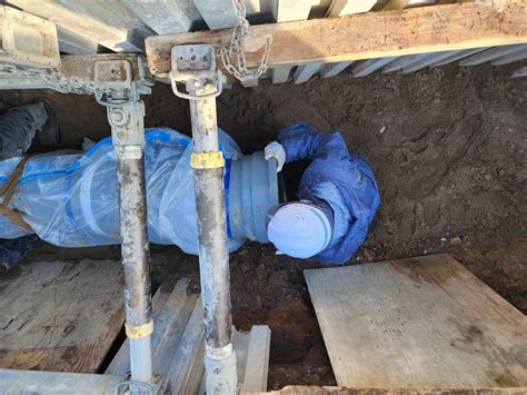 配水管布設工事 株 小山内機器