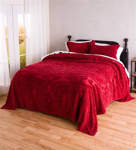 Juliet Tufted Cotton Chenille Bedspread Queen Size Antique Red
