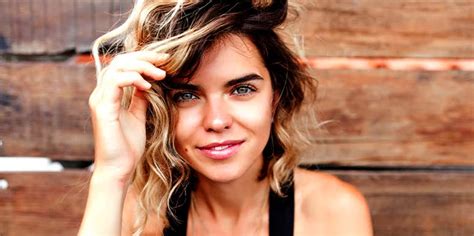 5 Rare Signs Youre An Ambivert Half Introvert Half Extrovert