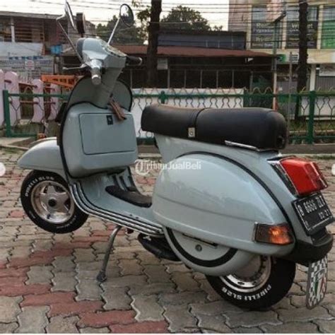 Motor Bekas Vespa Lml 4 Stroke Tahun 2010 Surat Lengkap Warna Asli Kondisi Terawat Di Jakarta
