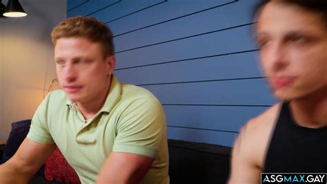 Two Roommates Kyle Wyncrest And Logan Aarons Having Raw Gay Sex