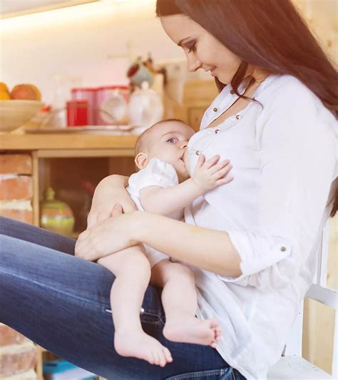 13 Essential Vitamins For Breastfeeding Mother To Meet Infants Needs