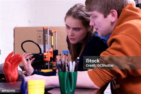줄기 학생 그들의 3d 비교 실제 생활 예를 들어 프로젝트 인쇄 3차원 인쇄에 대한 스톡 사진 및 기타 이미지 3차원 인쇄 예술 대학교 Istock