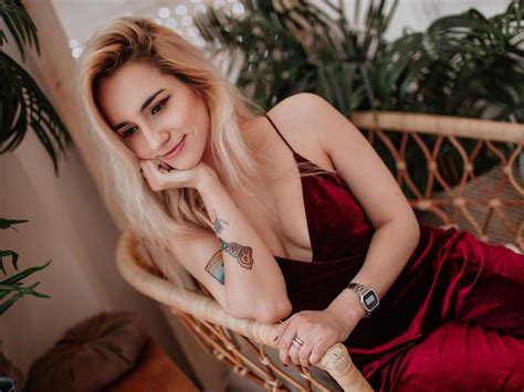 Jesstowers Cam Model Free Live Sex Show And Chat Stripchat