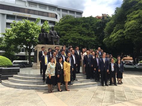 สุวิทย์ สักการะสิ่งศักดิ์สิทธิ์ ในโอกาสรับตำแหน่งรัฐมนตรี อว