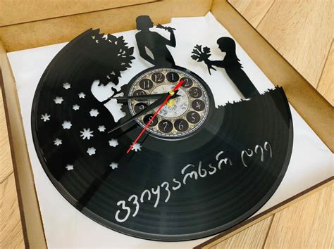 🔥 ვინილის ფირფიტებზე შექმნილი კედლის საათები Clockslab