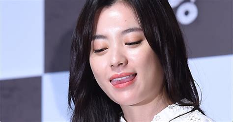 [md포토] 한효주 혀 빼꼼 애교 표정