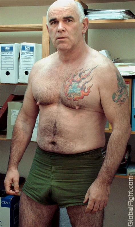 Silverdaddy Muscle Bear Shirtless Dilf Bulge Rhairybearmuscledaddy