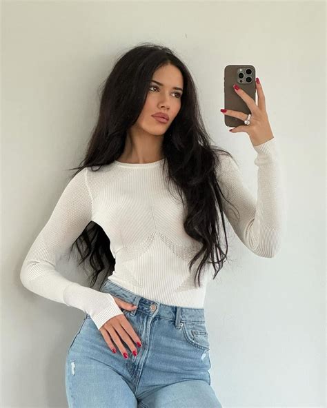 Hanna Weig Bio Age Height Wiki Models Biography