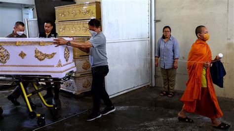 ဘန်ကောက်ပစ်ခတ်မှုမှာ သေဆုံးခဲ့တဲ့ မမိုးမြင့် Youtube