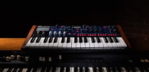 Multi Poly ANALOG MODELING SYNTHESIZER KORG USA