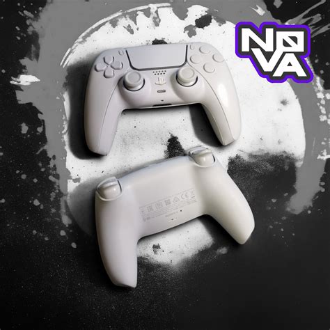 Nova Controllers