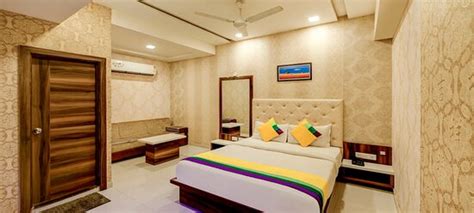 TREEBO TRIP HOTEL LANDMARK Prices Reviews Ahmedabad India