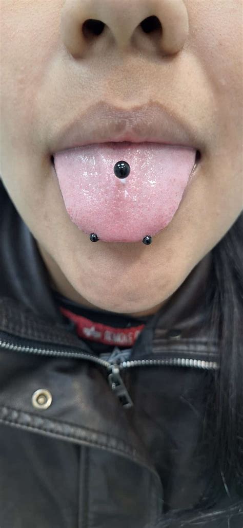 Complete Guide To Tongue Piercing