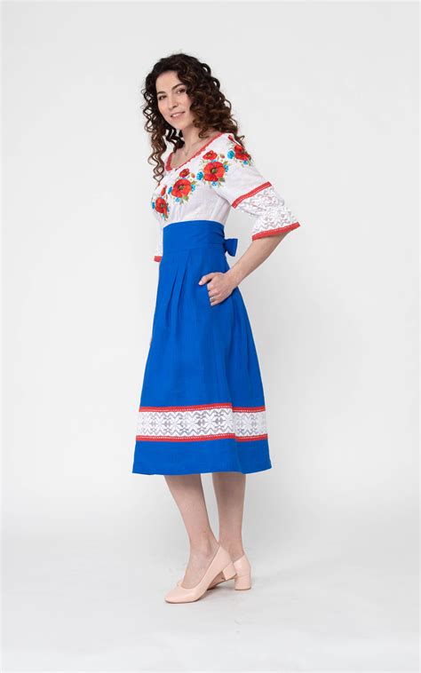 Плаття вишиванка міді сине і біле Маки волошки різнокольорові купити в інтернет магазині Синій