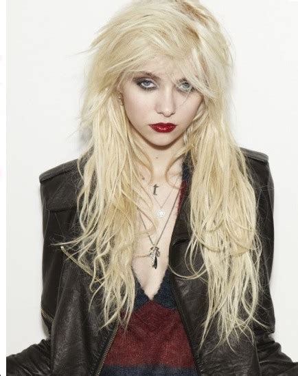 테일러 맘슨 퇴폐미 넘치는 록커로 인정 해외 연예가 소식 네모판