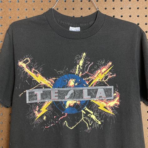 Vintage Tesla T Shirt Medium World Tour Band Tee Conc Gem